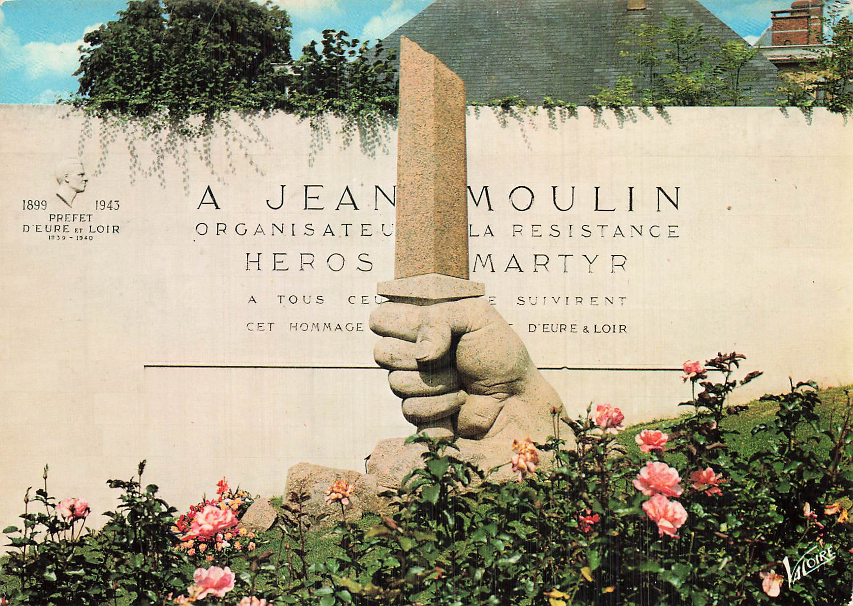 28 CHARTRES LE Monument A La Memoire De Jean Moulin EUR 5,90 - PicClick FR
